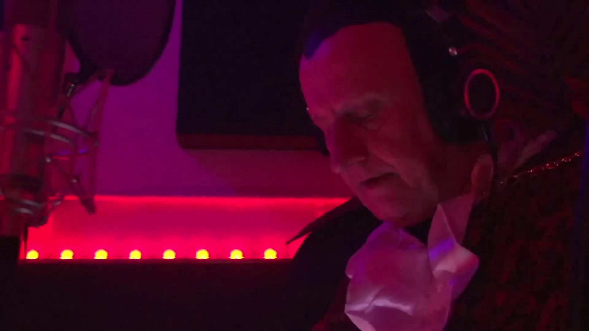 Dracula Flow The Official Saga (2) | The Kim Newman Web Site