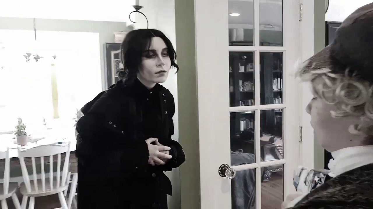 Potato Chip Vampire (4) | The Kim Newman Web Site