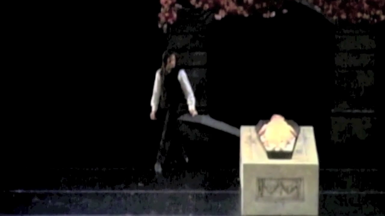 15 Dracula (Mark Godden) (17) | The Kim Newman Web Site