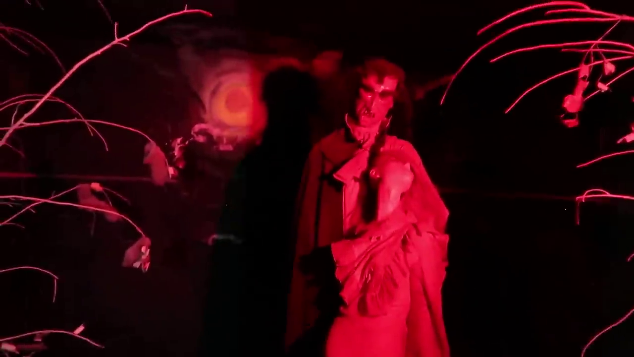 Dracula’s Haunted Castle (3) | The Kim Newman Web Site